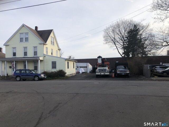 house with 6 bedroom, Hamden CT DS101781484
