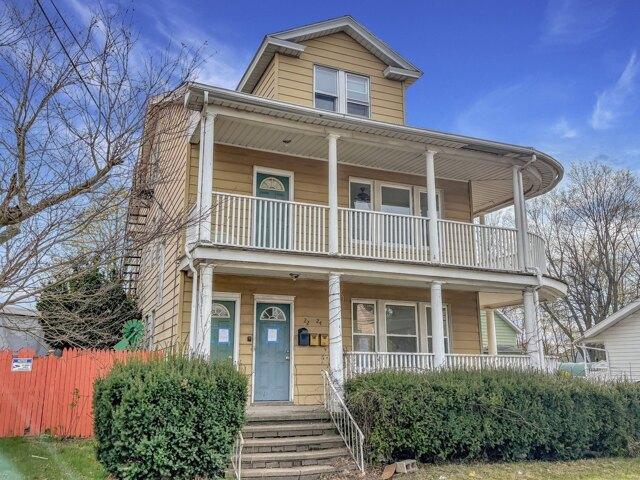 house with 6 bedroom, Hamden CT DS102213409