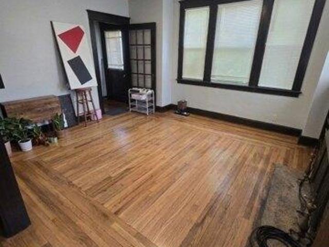 house with 6 bedroom, Hamden CT DS104443425