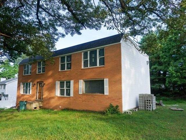 house with 6 bedroom, Hamden CT ES103124932