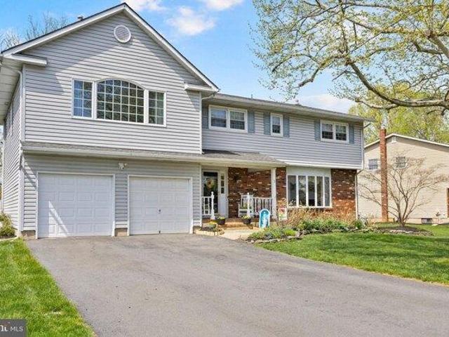 house with 6 bedroom, Hamilton NJ DLS102564832