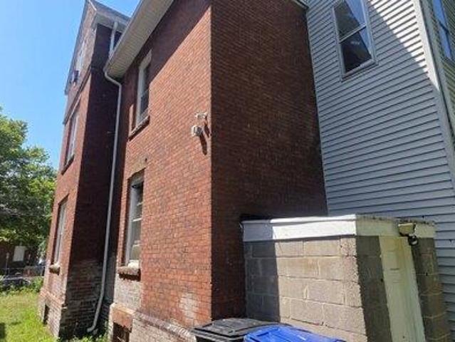 house with 6 bedroom, Hartford CT DS104237050