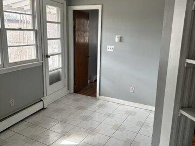 house with 6 bedroom, Hartford CT ES103074550