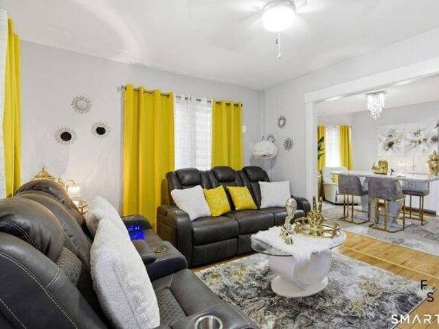 house with 6 bedroom, Hartford CT ES103967825