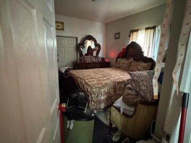 house with 6 bedroom, Hartford CT ES105158610