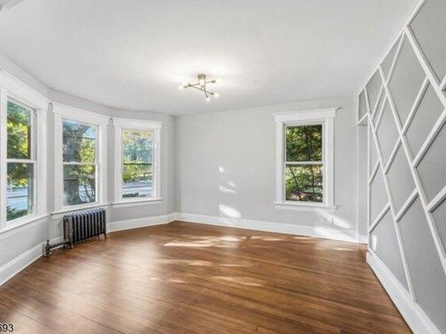 house with 6 bedroom, Harrington Park NJ ES105144817