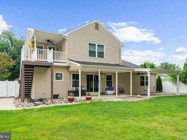 house with 6 bedroom, Hatboro PA ES104906466