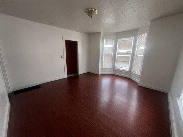 house with 6 bedroom, Haverhill MA DS103931654