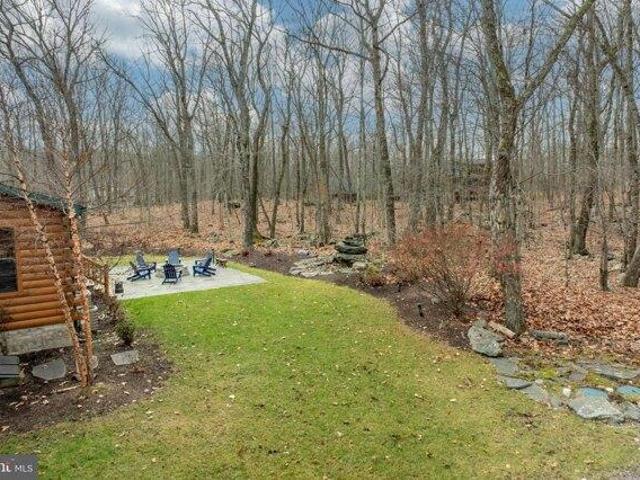 house with 6 bedroom, Hawley PA DS89952901