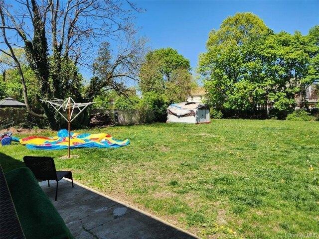 house with 6 bedroom, Hempstead NY ES104904215