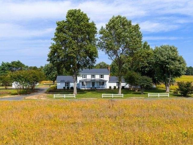 house with 6 bedroom, Heathsville VA DS103602632