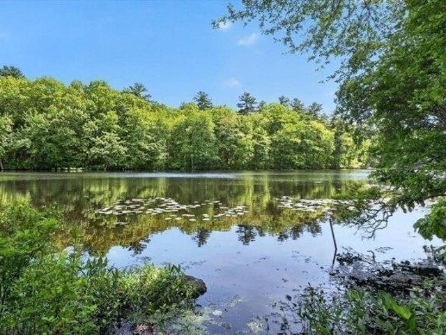 house with 6 bedroom, Hingham MA ES104114566