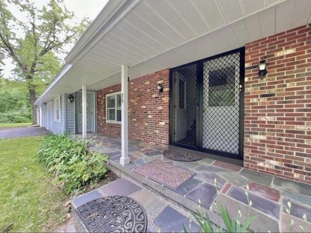 house with 6 bedroom, Hinsdale NH ES105117020