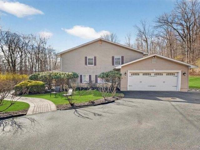 house with 6 bedroom, Highland Mills NY ES104908336