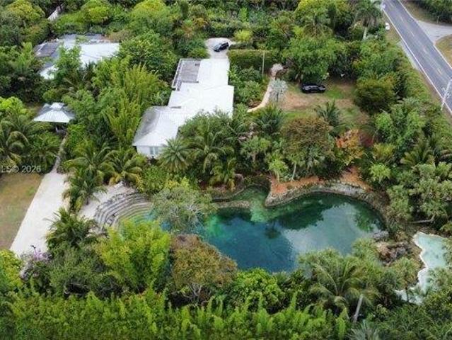 house with 6 bedroom, Homestead FL ES104898350
