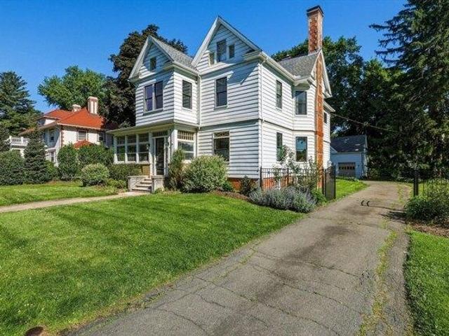 house with 6 bedroom, Holyoke MA DS104299913