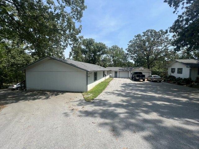 house with 6 bedroom, Hollister MO DLS93291917