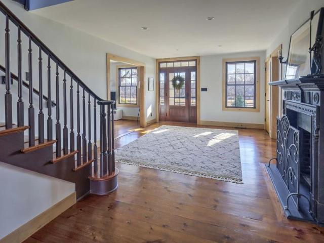 house with 6 bedroom, Hopewell Twp. NJ DLS101341054