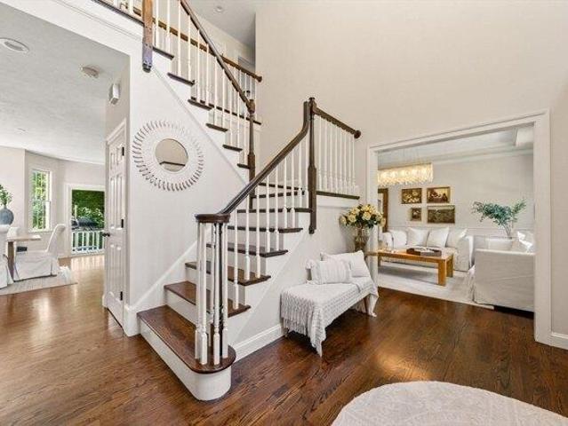 house with 6 bedroom, Hopkinton MA ES104849815