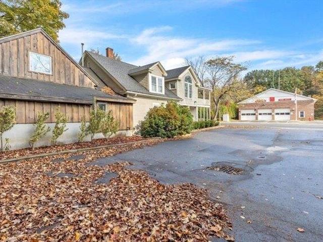 house with 6 bedroom, Huntington MA ES104010318