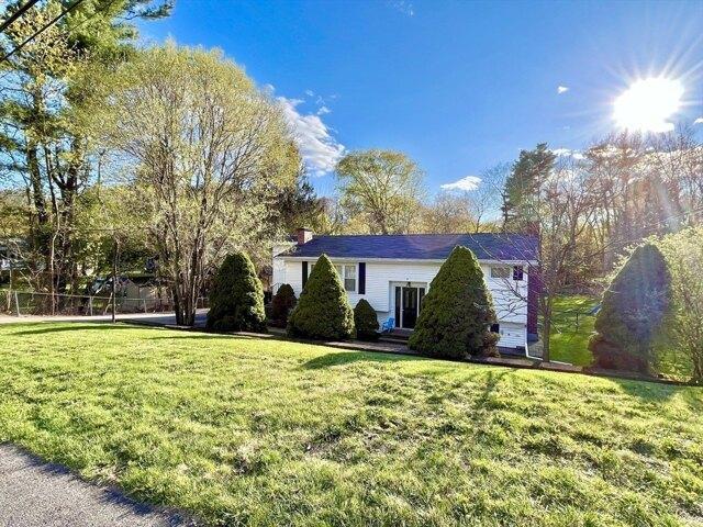 house with 6 bedroom, Hudson MA DS102028077