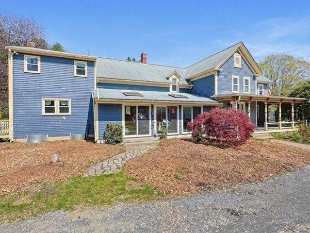 house with 6 bedroom, Hudson MA ES104262115
