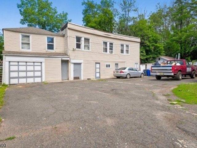 house with 6 bedroom, Irvington NJ ES104237968
