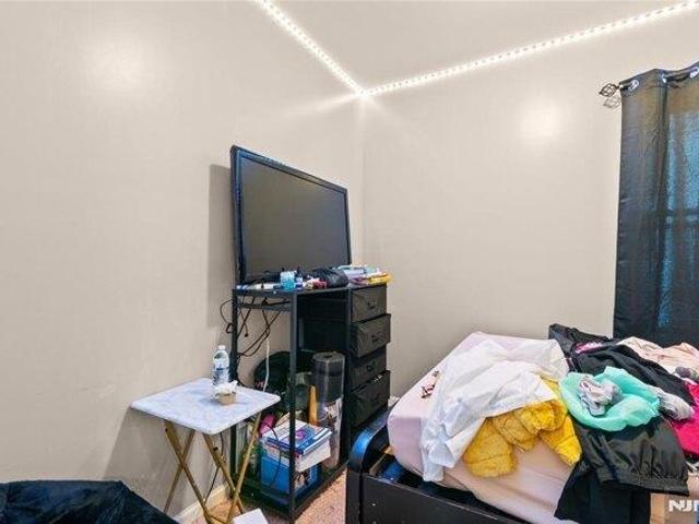 house with 6 bedroom, Irvington NJ ES104330168