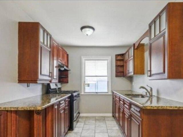 house with 6 bedroom, Irvington NJ ES105202531