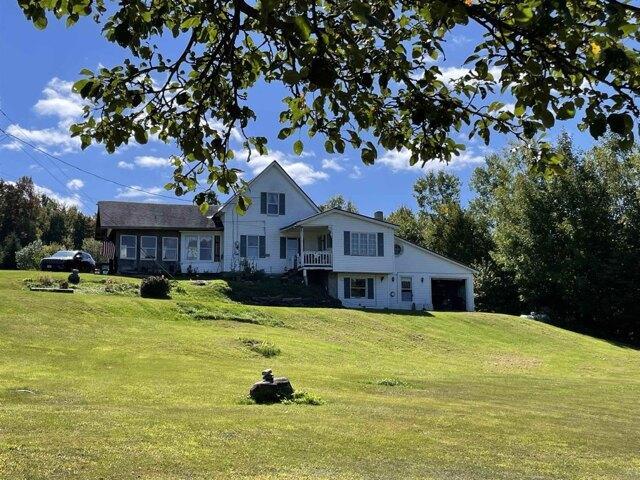house with 6 bedroom, Jay VT DLS100545027