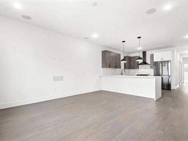 house with 6 bedroom, Jersey City NJ DS101706406