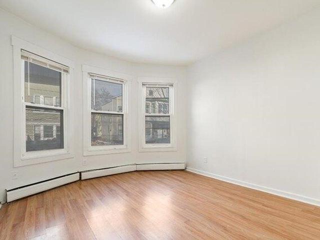 house with 6 bedroom, Jersey City NJ DS102775463