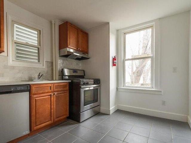 house with 6 bedroom, Jersey City NJ DS102725721