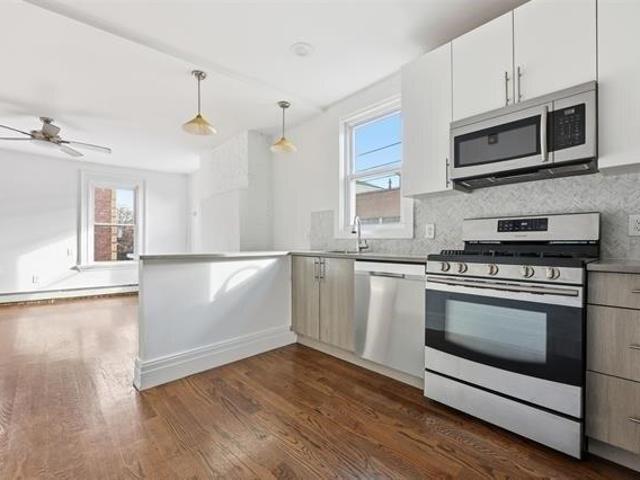 house with 6 bedroom, Jersey City NJ DS103623651