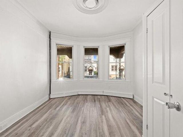 house with 6 bedroom, Jersey City NJ DS104411109