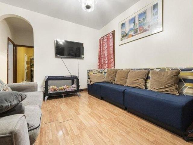 house with 6 bedroom, Jersey City NJ ES103667219