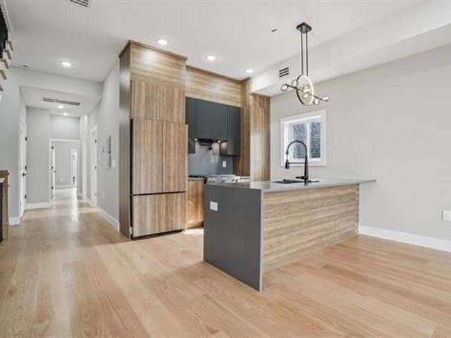 house with 6 bedroom, Jersey City NJ ES104233083