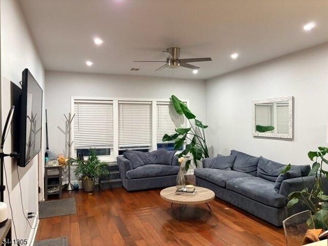 house with 6 bedroom, Jersey City NJ ES105174866