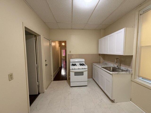 house with 6 bedroom, Jersey City NJ ES105192972