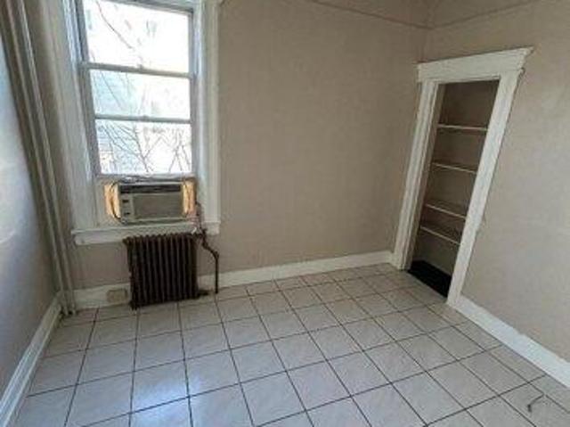 house with 6 bedroom, Jersey City NJ ES105204030