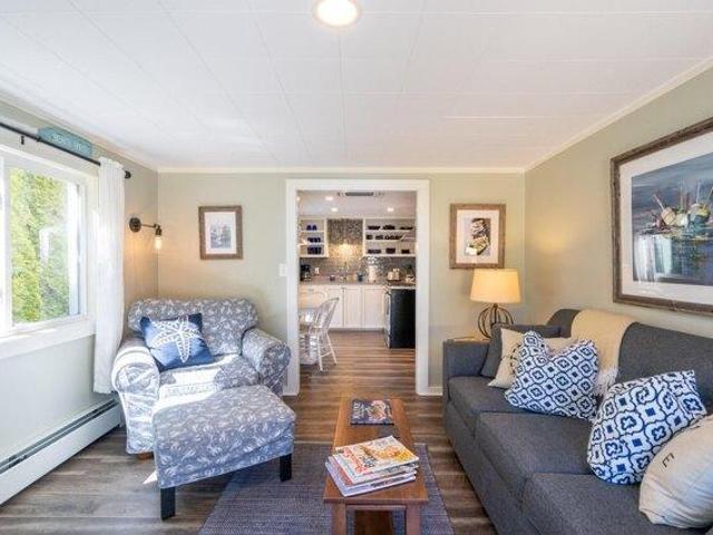 house with 6 bedroom, Kennebunk ME ES105157164