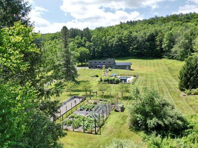 house with 6 bedroom, Kenoza Lake NY ES104909669