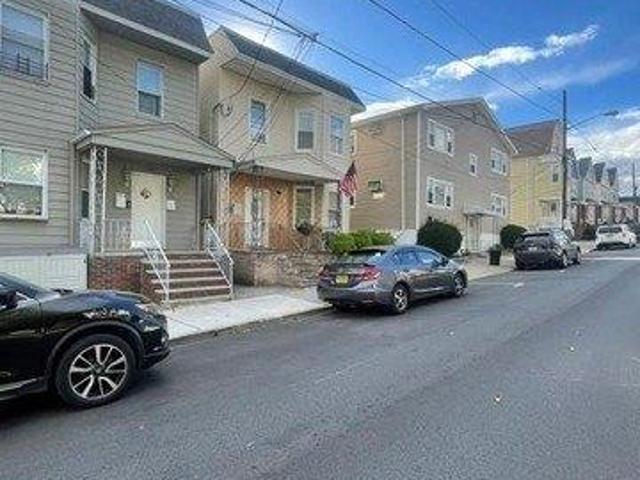 house with 6 bedroom, Kearny NJ ES104541170