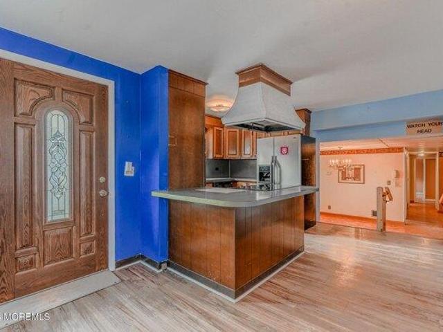 house with 6 bedroom, Keyport NJ ES104850072