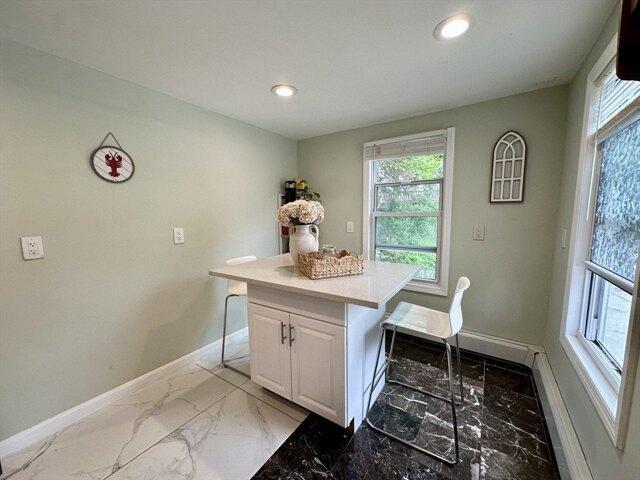 house with 6 bedroom, Lancaster MA DS102828758