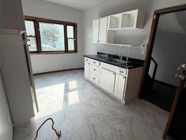 house with 6 bedroom, Lackawanna NY ES103623567