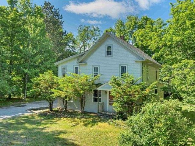 house with 6 bedroom, Laconia NH DS103220843