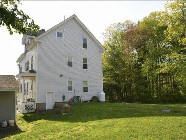 house with 6 bedroom, Lakeville MA ES104481304