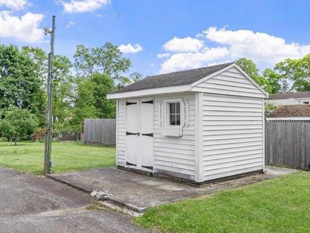 house with 6 bedroom, Leominster MA ES103849181