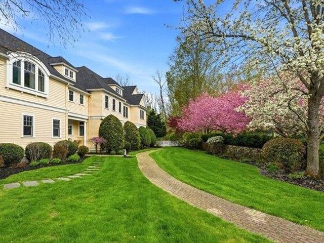 house with 6 bedroom, Lexington MA DLS102346867